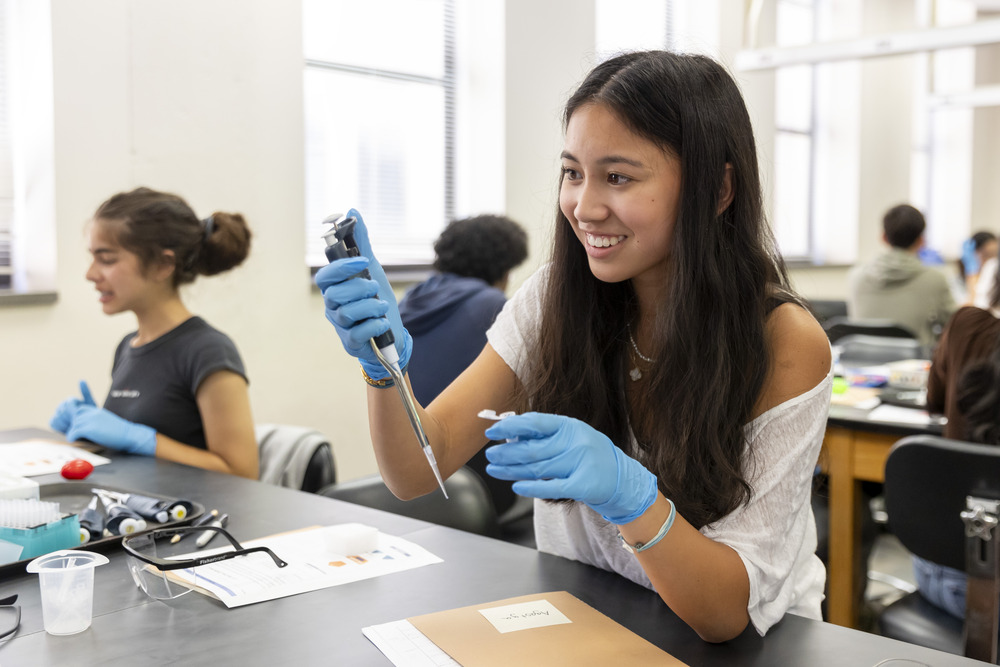 Opportunities for Teens – The Lawrence Hall of Science